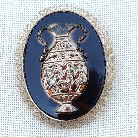 Vintage | Jewelry | Vintage Black Glass Vase Brooch | Poshmark